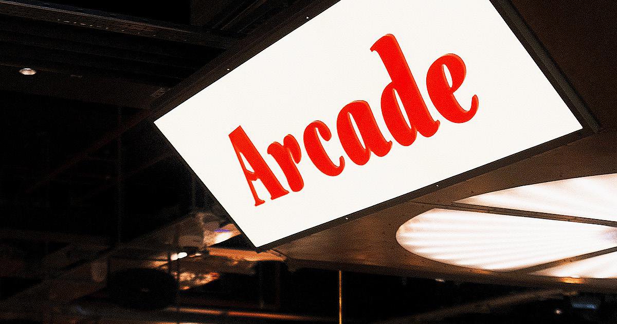 Arcade Battersea | Art Rental | Artiq